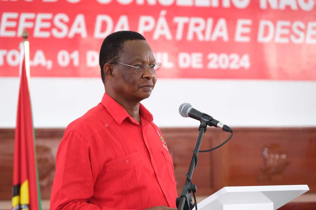 INTERVENÇÃO DO CAMARADA ROQUE SILVA SAMUEL, SECRETÁRIO GERAL DA FRELIMO ...