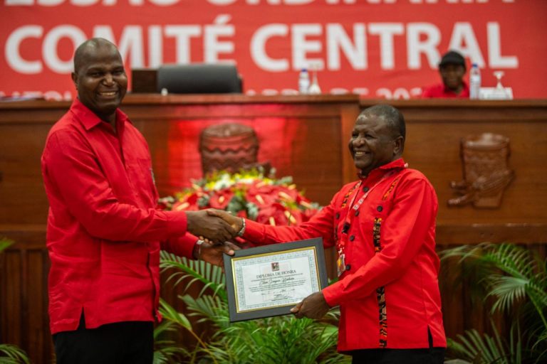 Símbolos do Partido – FRELIMO