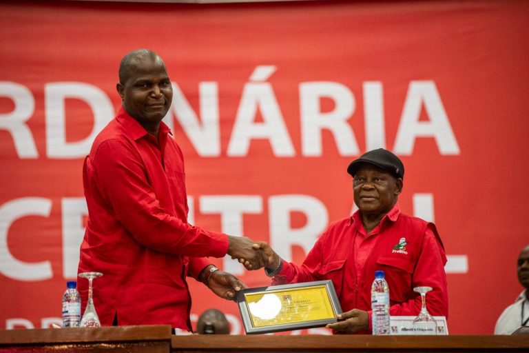 Símbolos do Partido – FRELIMO