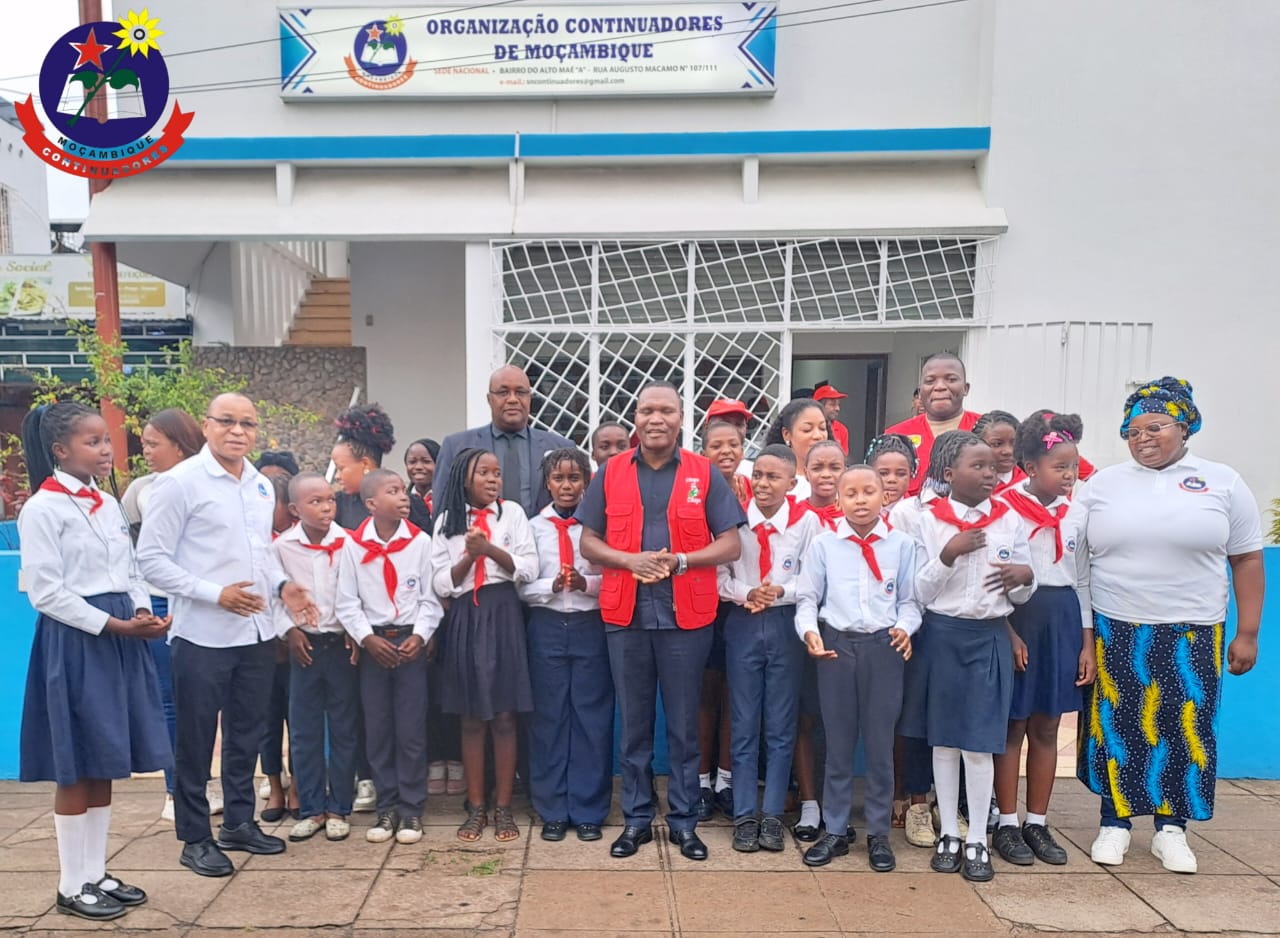 PARTIDO FRELIMO VISITA A OCM – FRELIMO